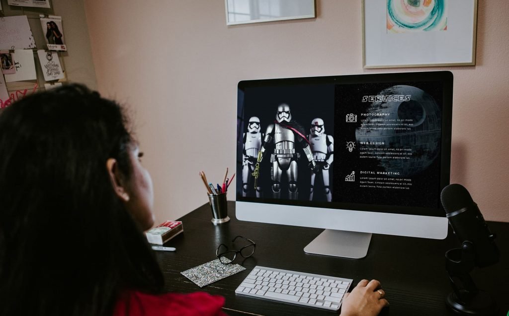 Star Wars Powerpoint Templates + Bonus: Google Slide & Keynote