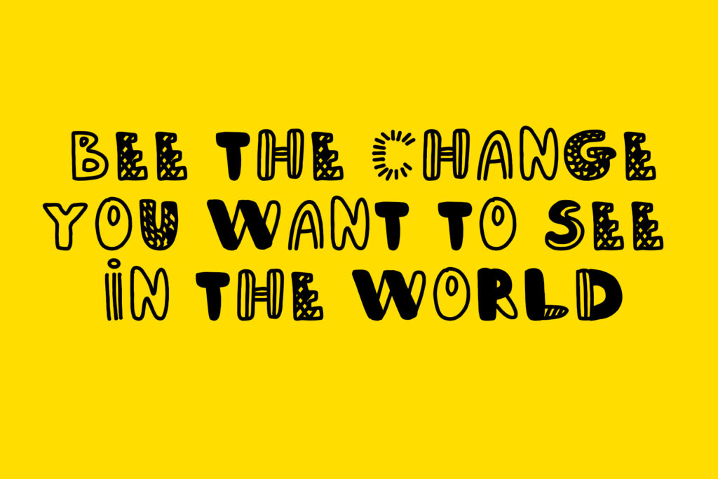 Little Bee Color Font – MasterBundles