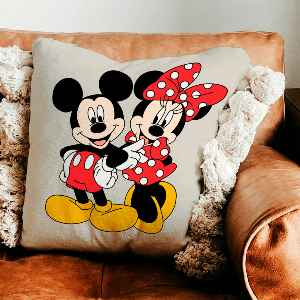 Mickey And Minnie Mouse SVG – MasterBundles