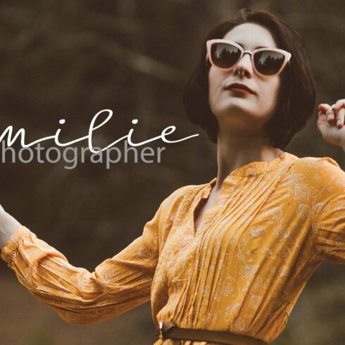 Pamela Script Font | Master Bundles