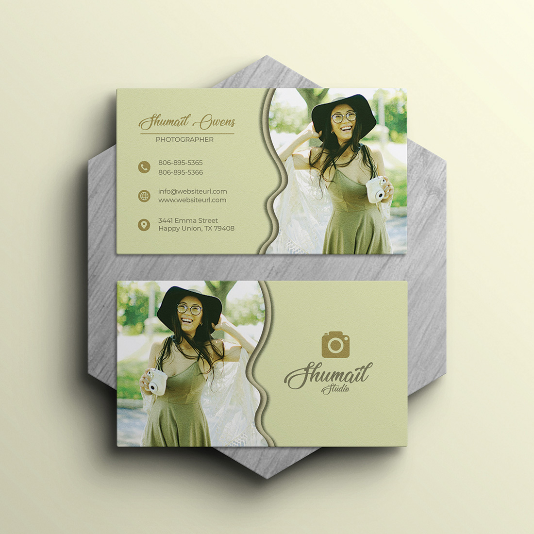 Camera Photography Business Card Template - MasterBundles