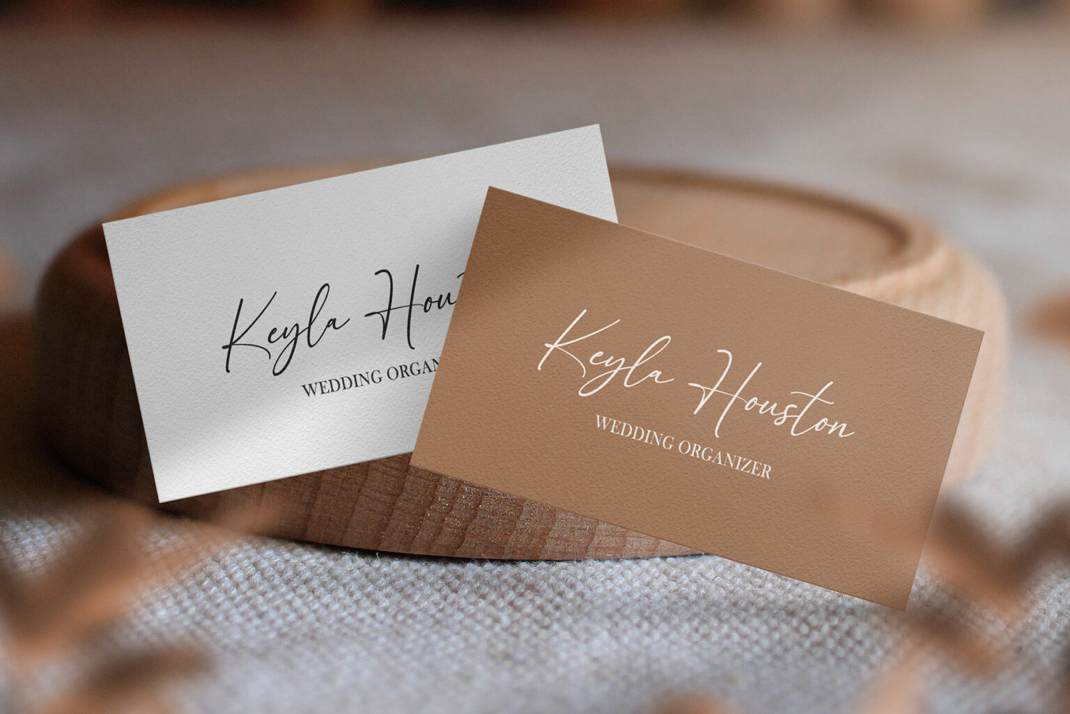 Hello Melinda Modern Calligraphy Font - MasterBundles