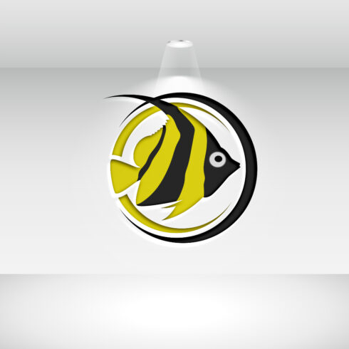 Fish in a circle. Fish logo design template. Seafood restaurant shop ...