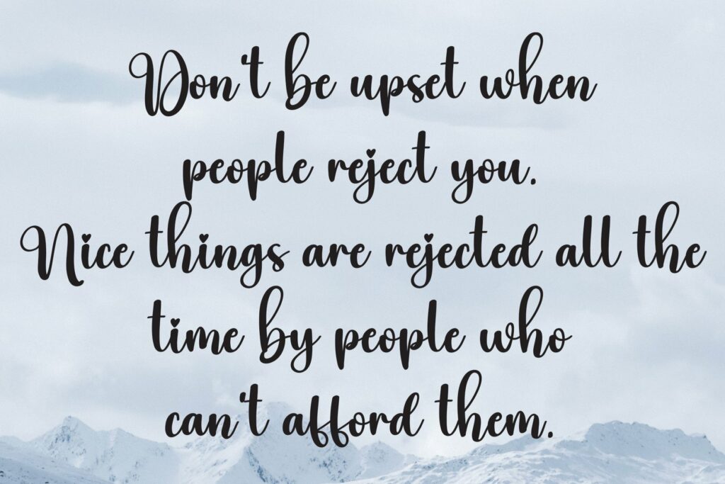 Ocean | Script Font – MasterBundles