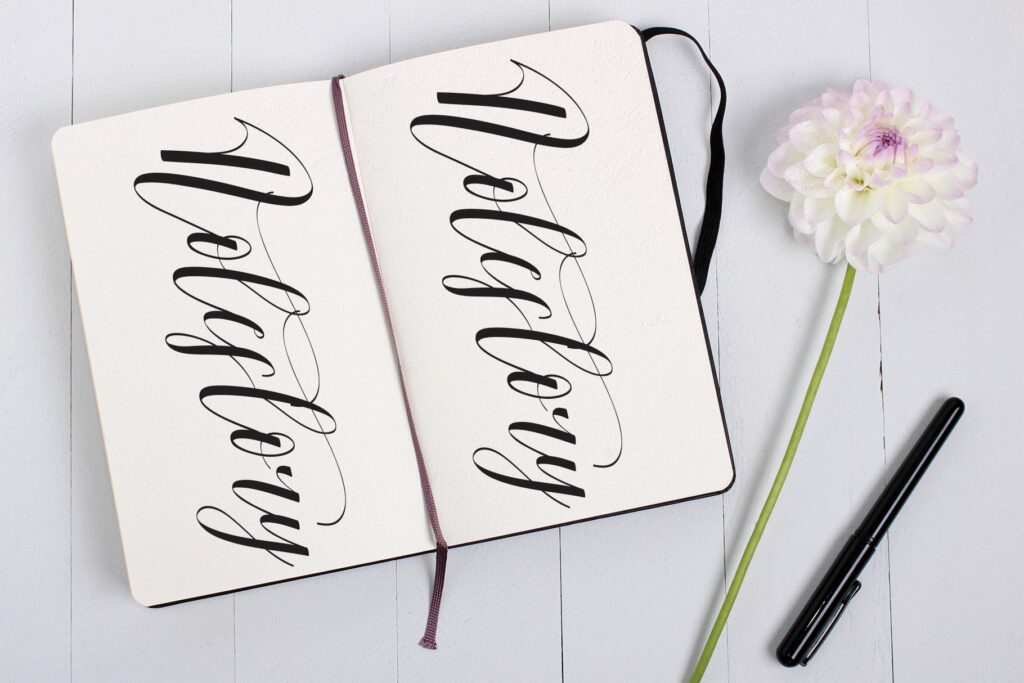 California | Script font – MasterBundles