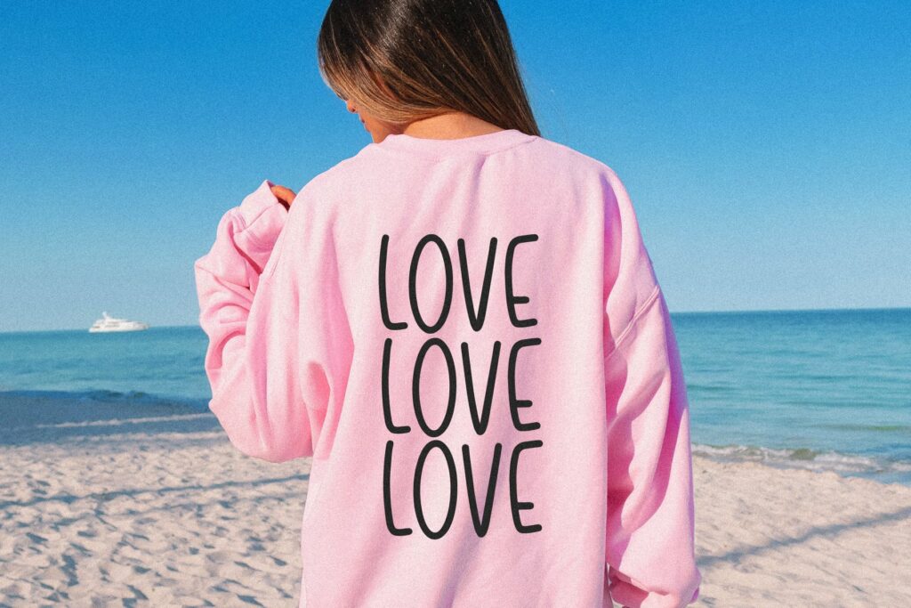 Beach Bikini | Fun Handwritten Font – MasterBundles