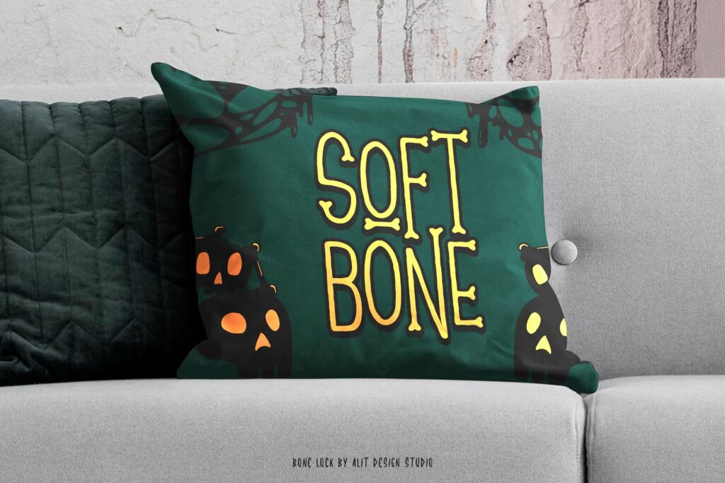 Bone Lock Halloween Font – MasterBundles