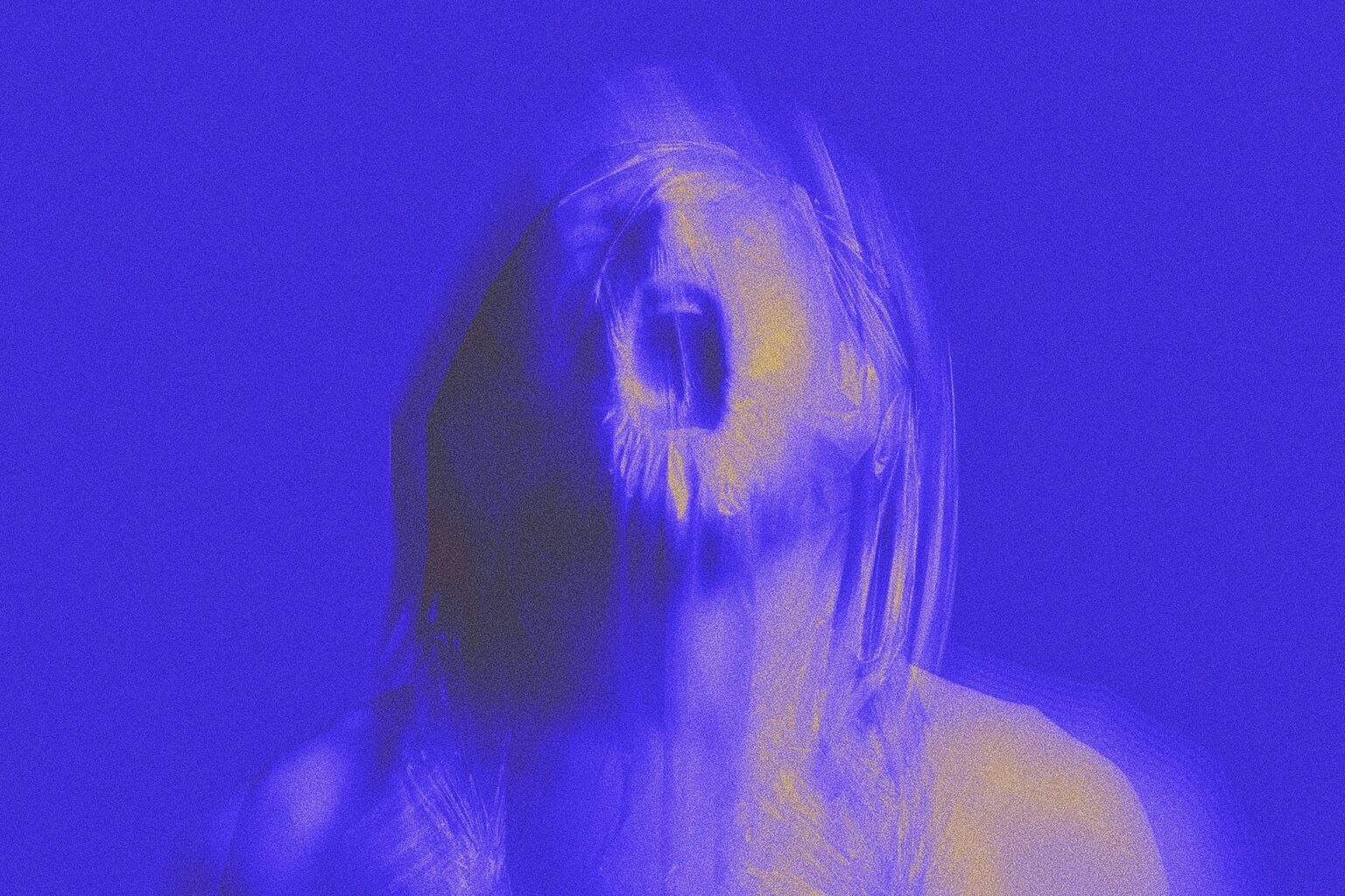 Distort Photoshop Effect – MasterBundles