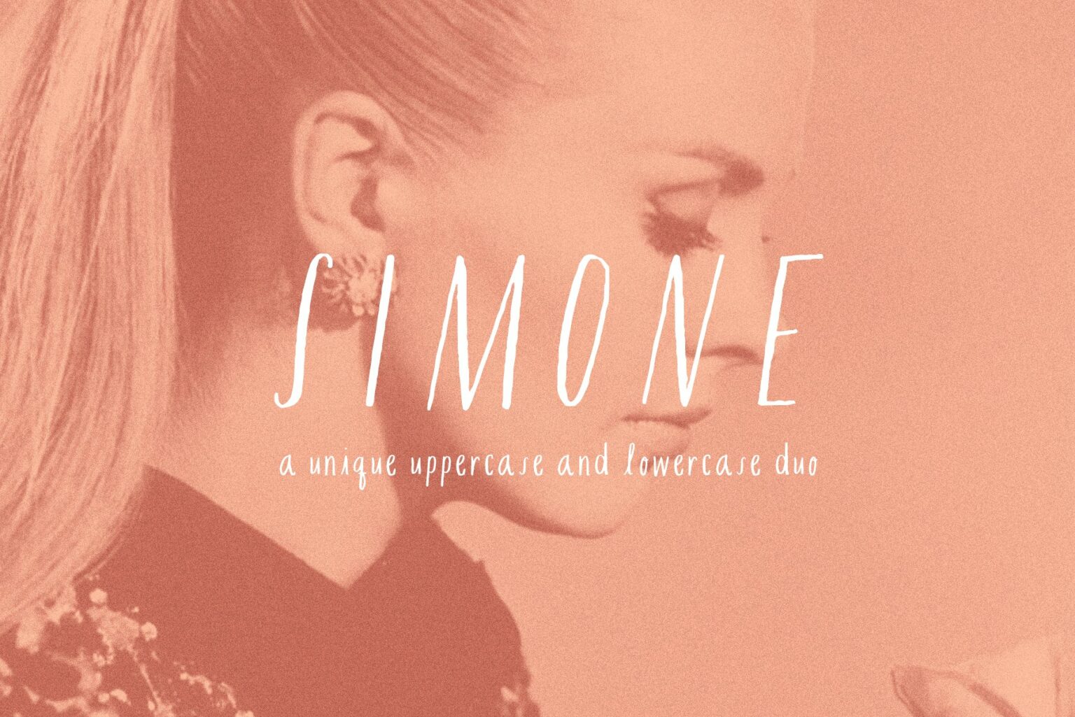 Simone Font – MasterBundles