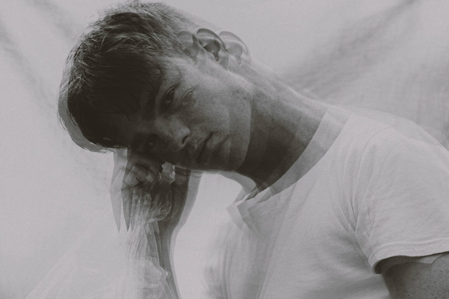 Triple Vision Photo Effect – MasterBundles