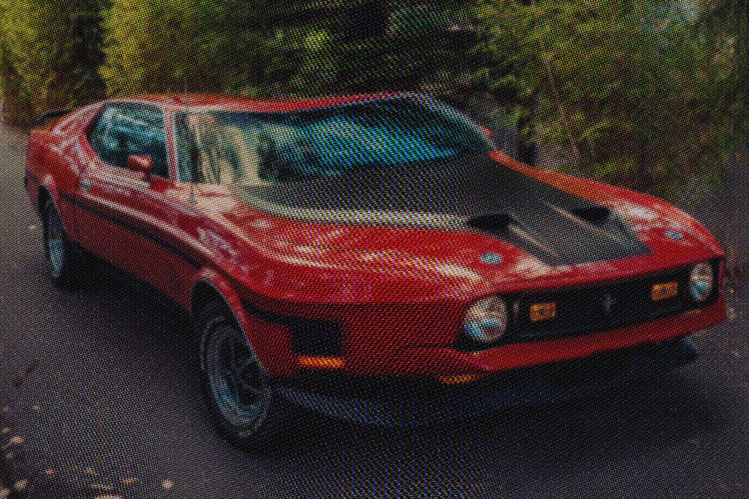 Wavy TV Static: Poster Effect – MasterBundles