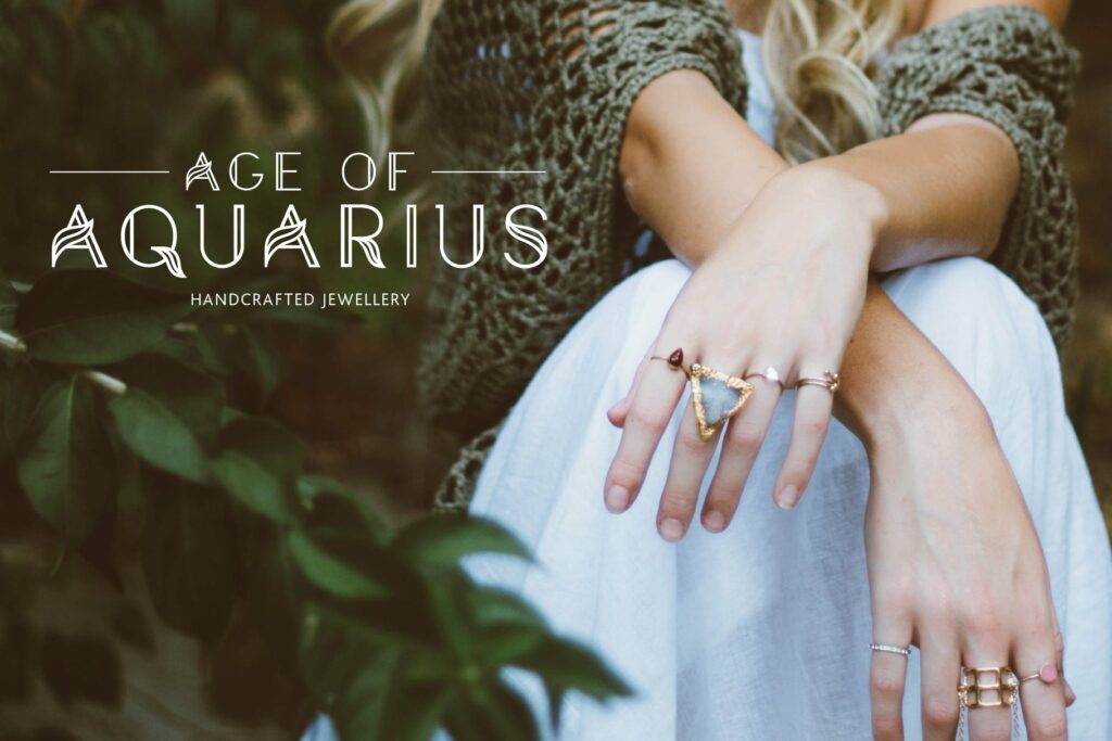 Aquarius – A Tropical Font Family – MasterBundles