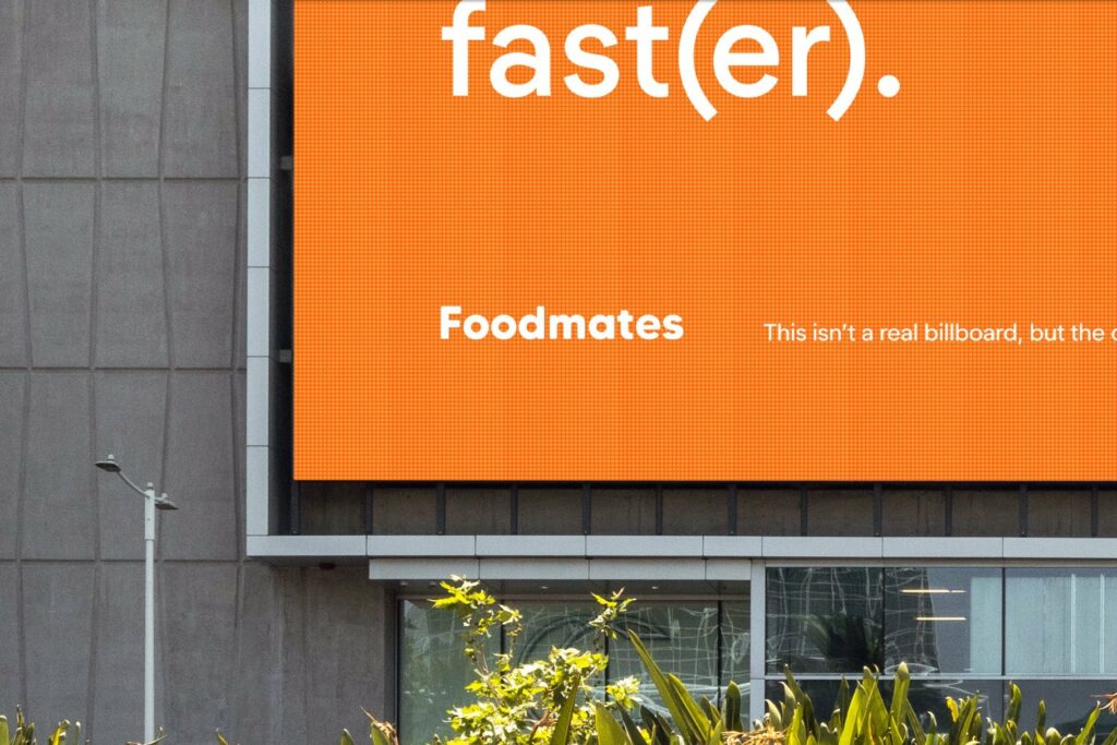 Urban Digital Billboard PSD Mockup – MasterBundles