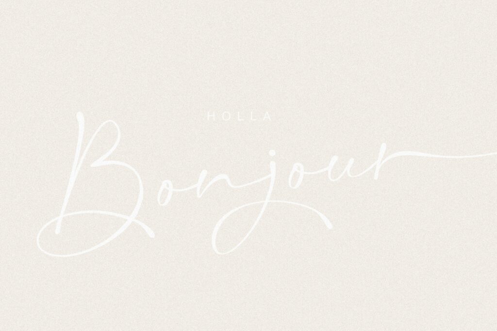 Salty Feathers - Modern Script – MasterBundles