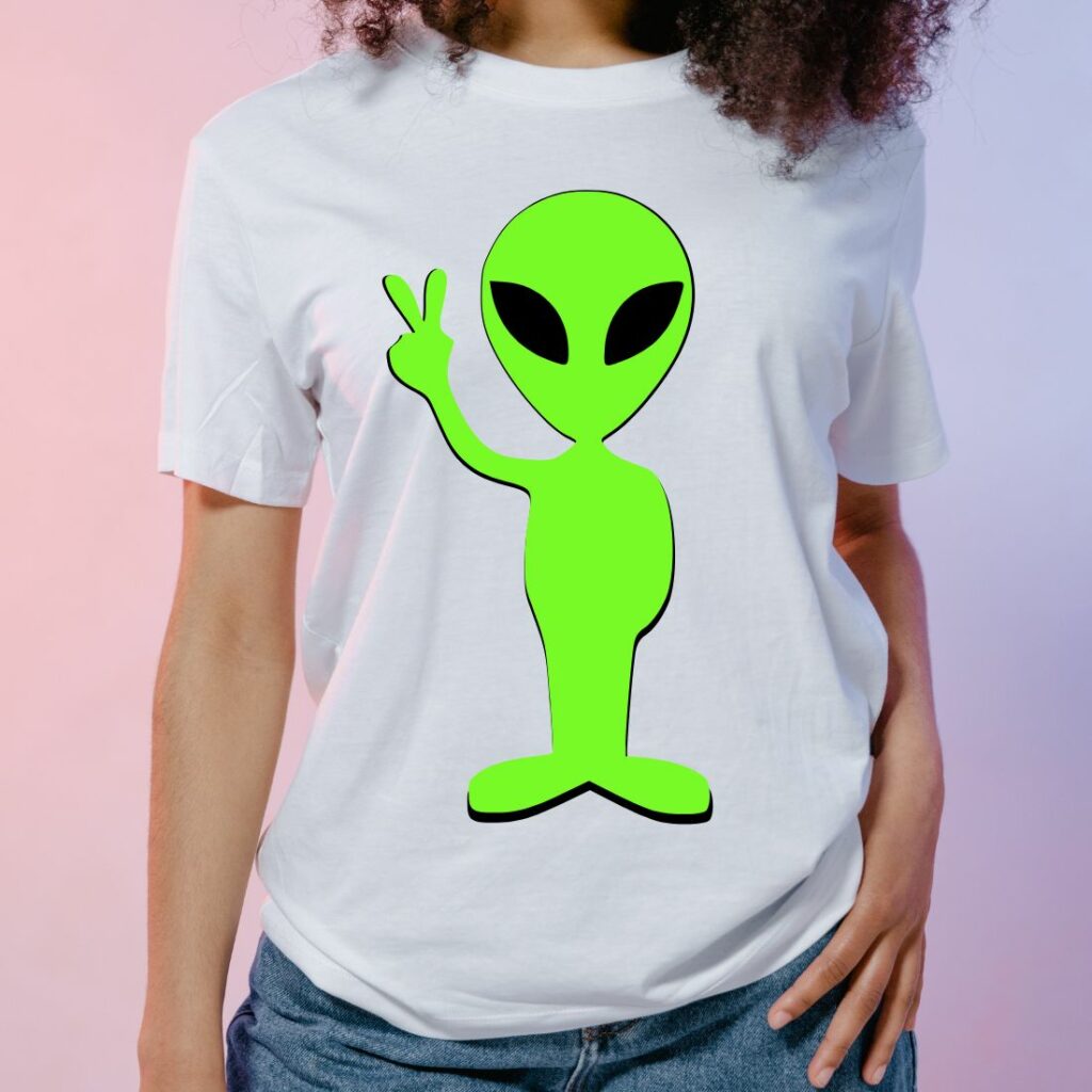 Green Alien - MasterBundles