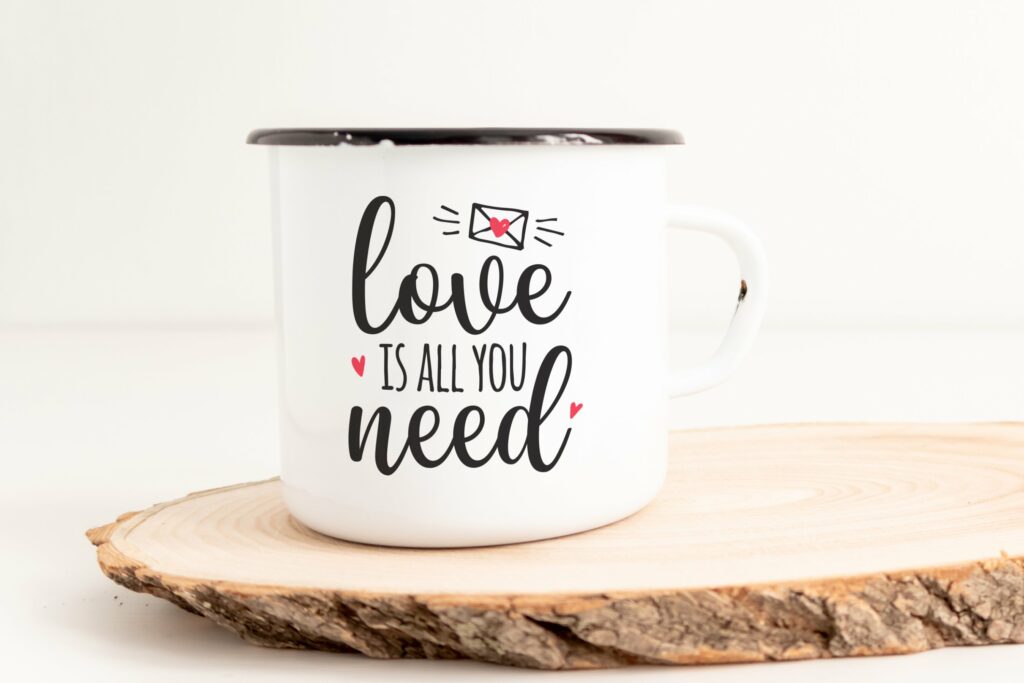 Amberia Handwritten Font – MasterBundles